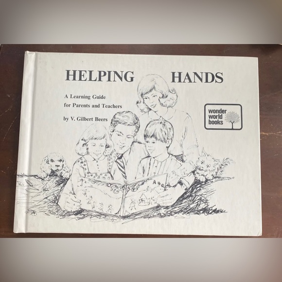 Other | Vintage 1973 Wonder World Books Helping Hands Guide For ...